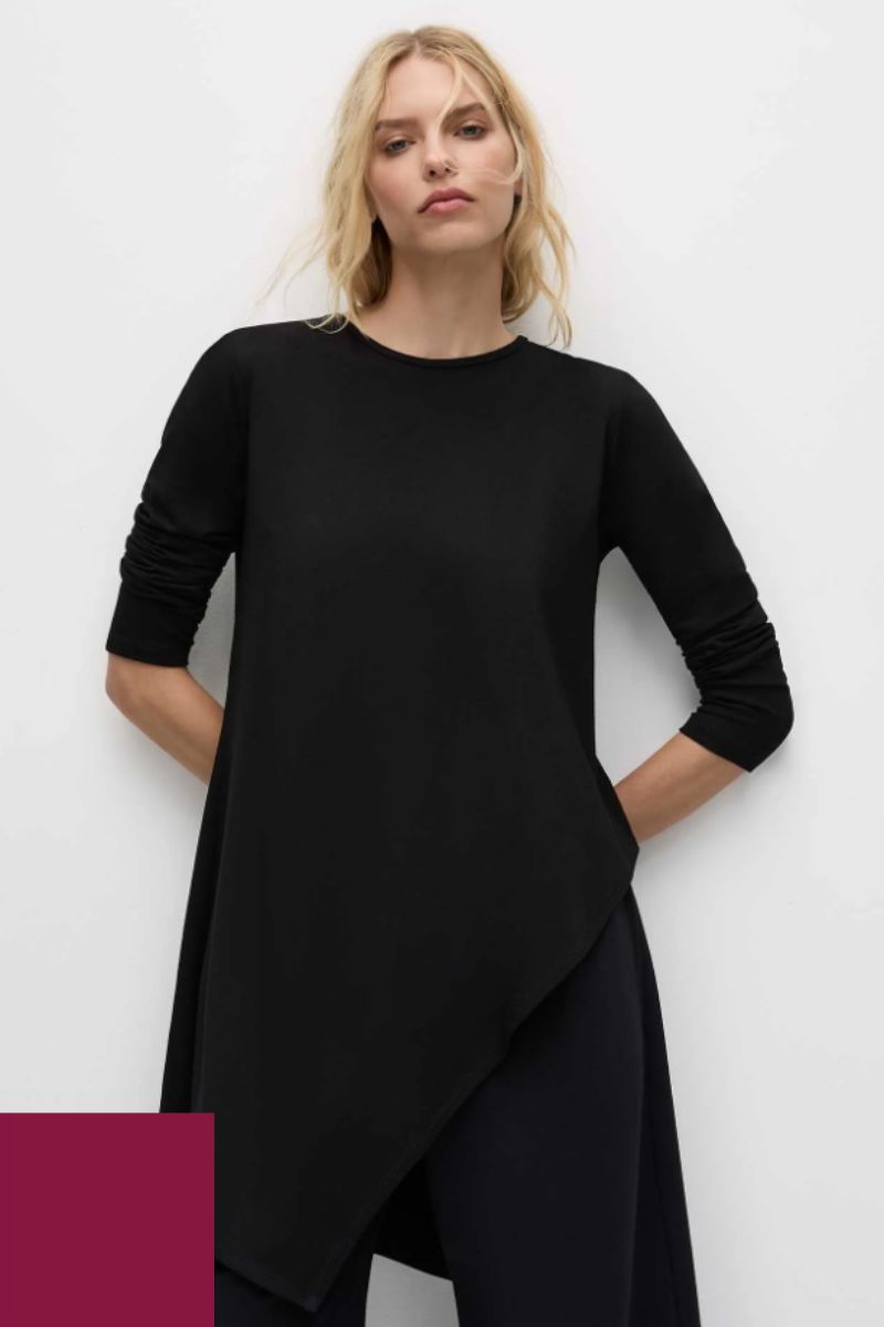 Veil Sweater in Berry F01 8675 by Mela Purdie